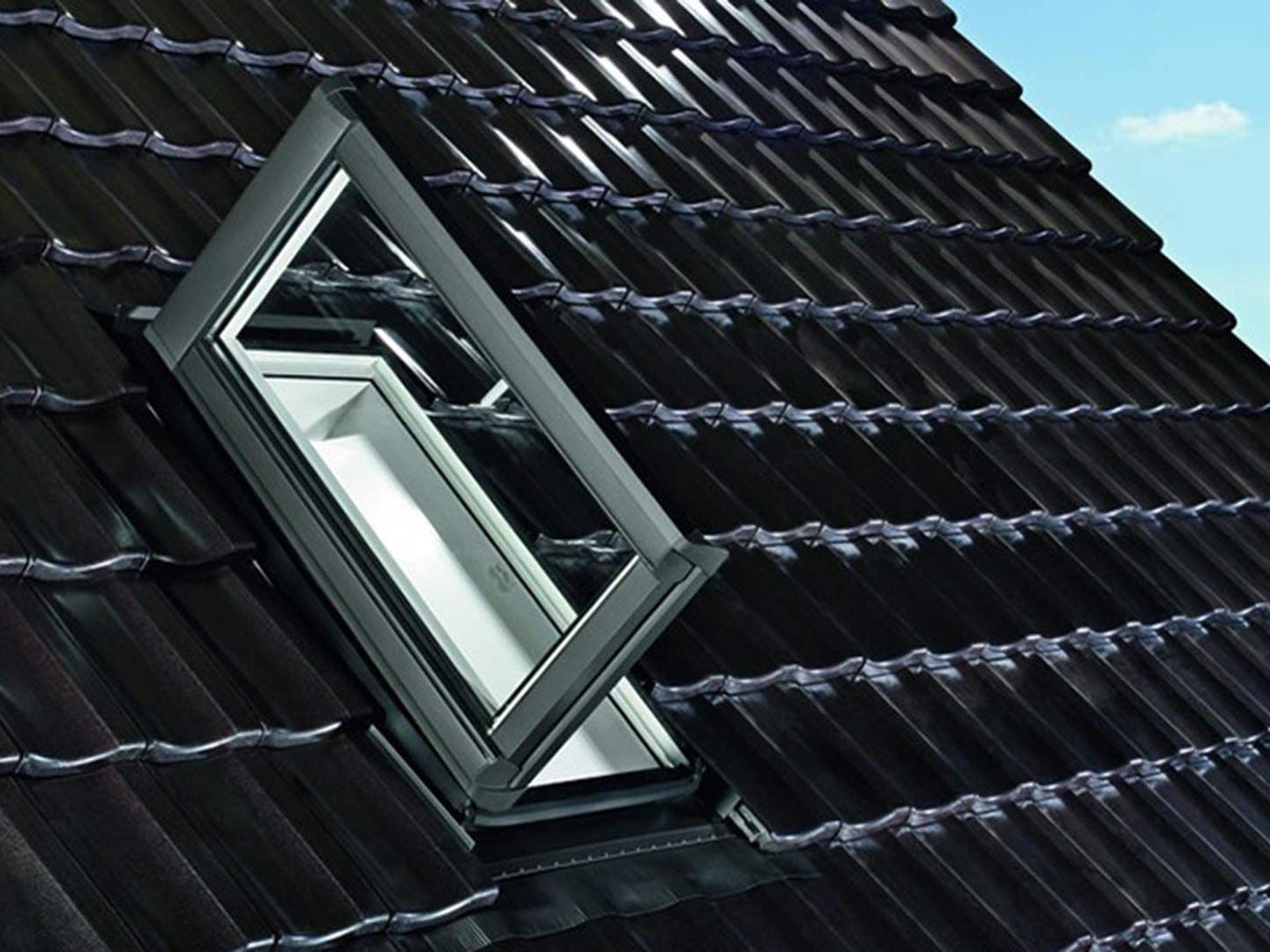 Designo R3 Sortie de toit | Fenêtre de toit Roto